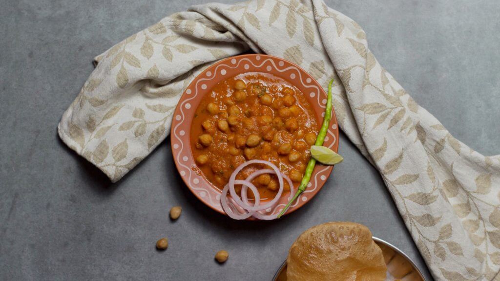 The Spicy And Authentic - Punjabi Chole Recipe - Indian Vegetarian ...