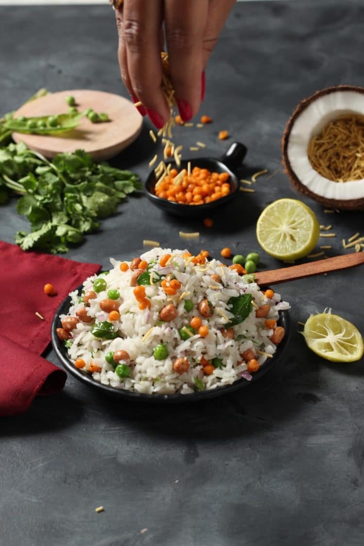 Dadpe Pohe Recipe - Maharashtrian Traditional Breakfast - Indian ...